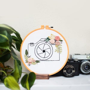 Camera Embroidery Pattern / Beginner Embroidery Pattern/ Hand ...