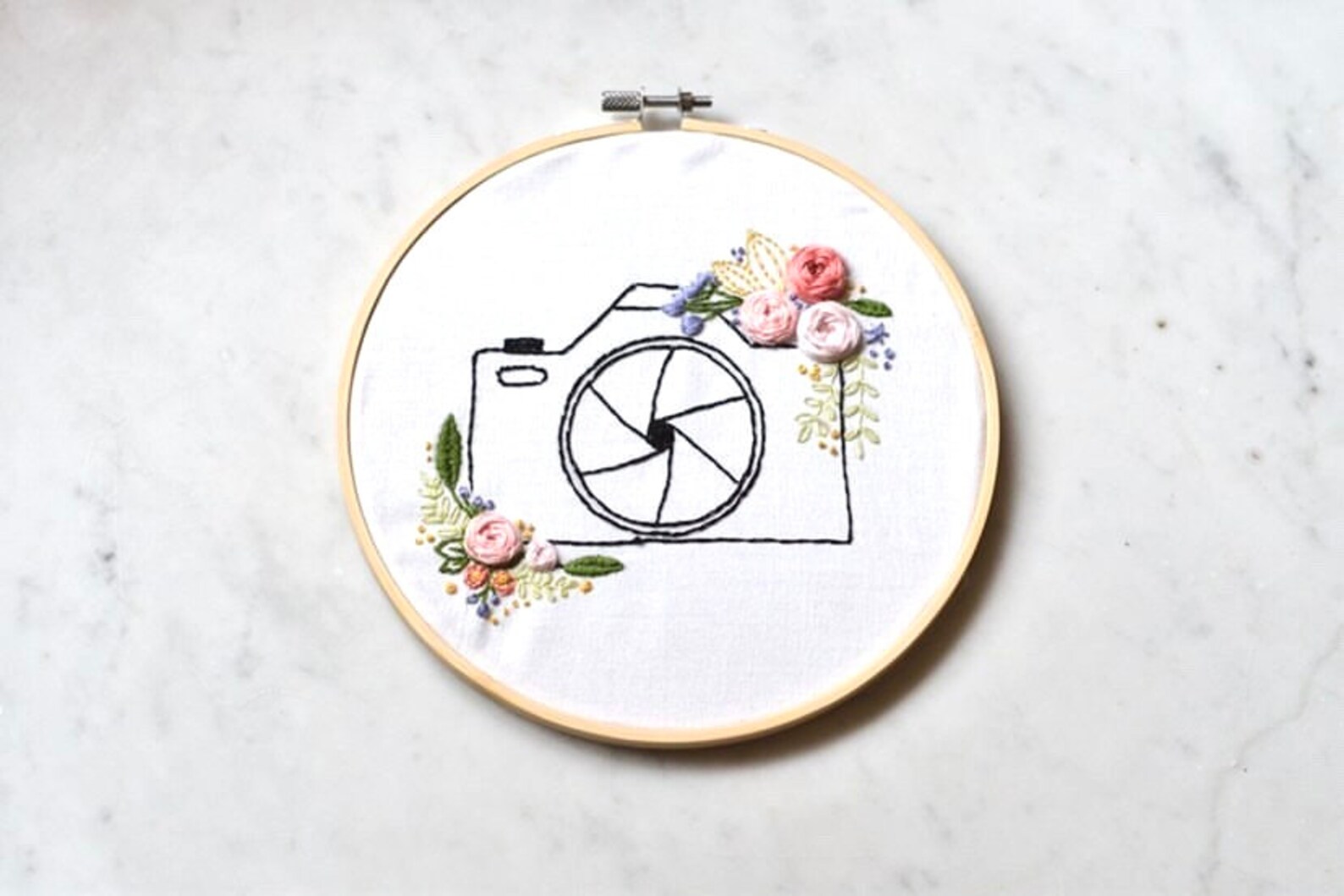Camera Embroidery Pattern, Floral Beginner DIY (PDF Pattern) - Etsy