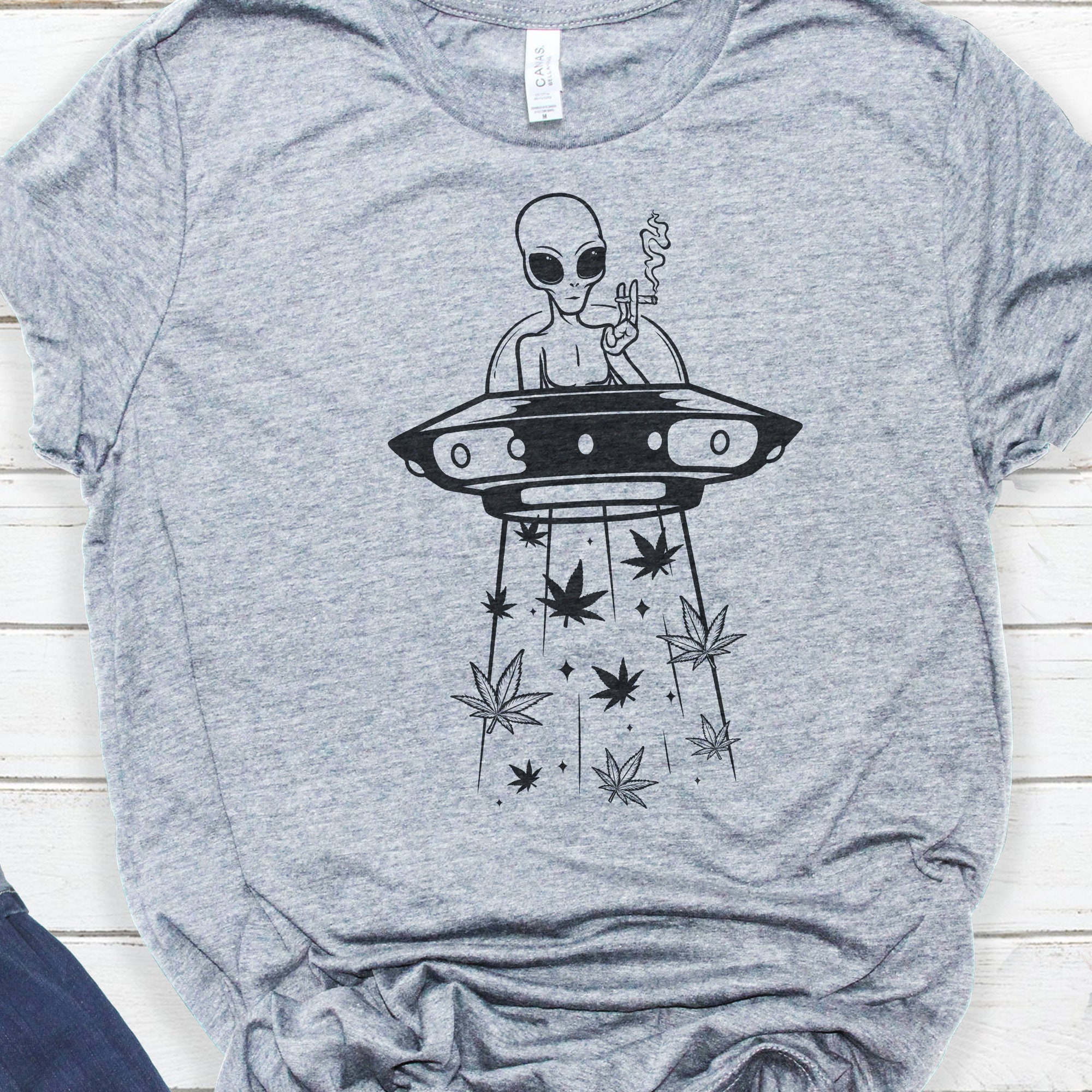 Alien Harvesting Weed Svg Alien Svg Alien Smoking Joint - Etsy Canada