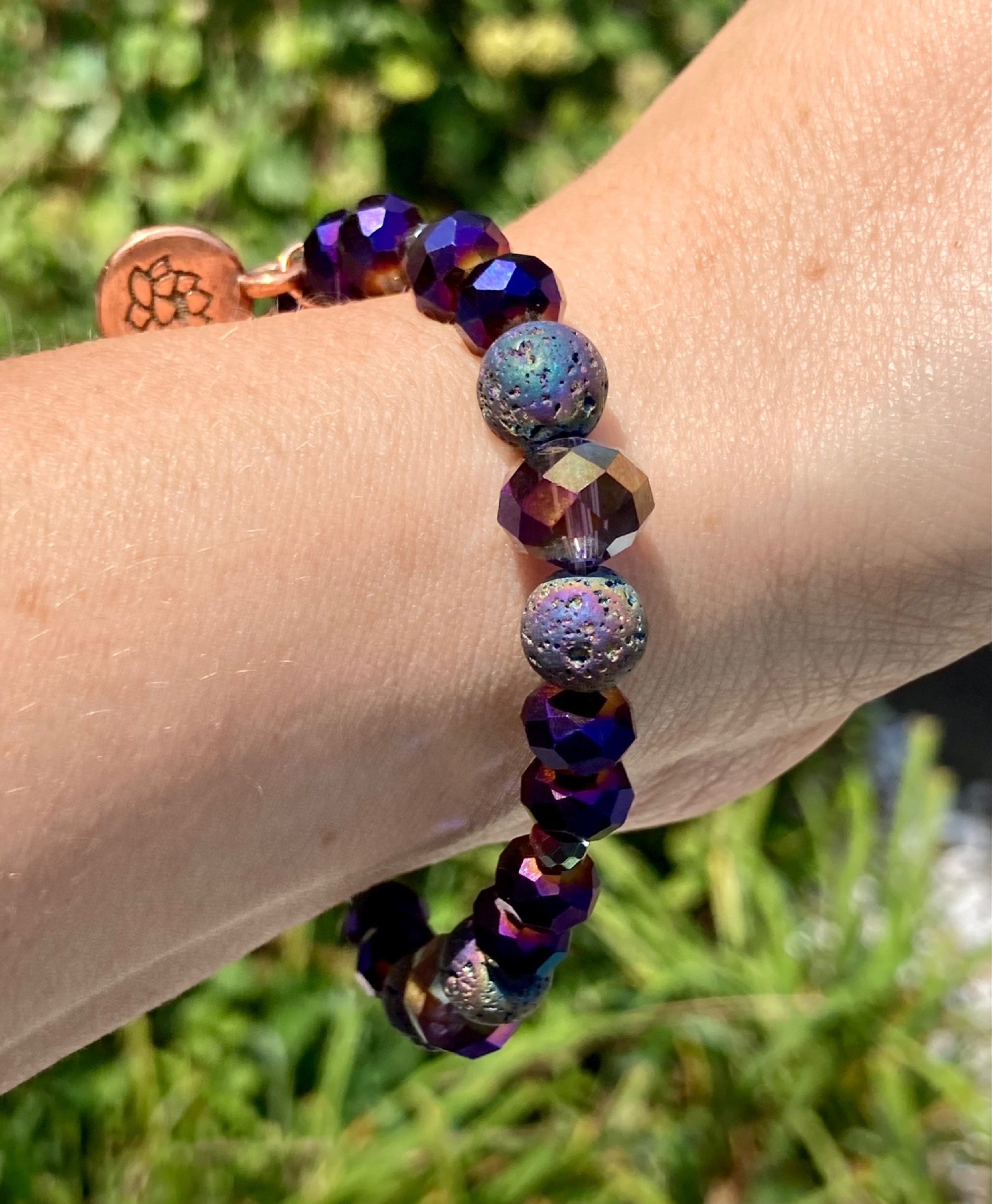 Essential Oil Diffuser / Gemstone Bracelet - Lava Stone / Crystal ...