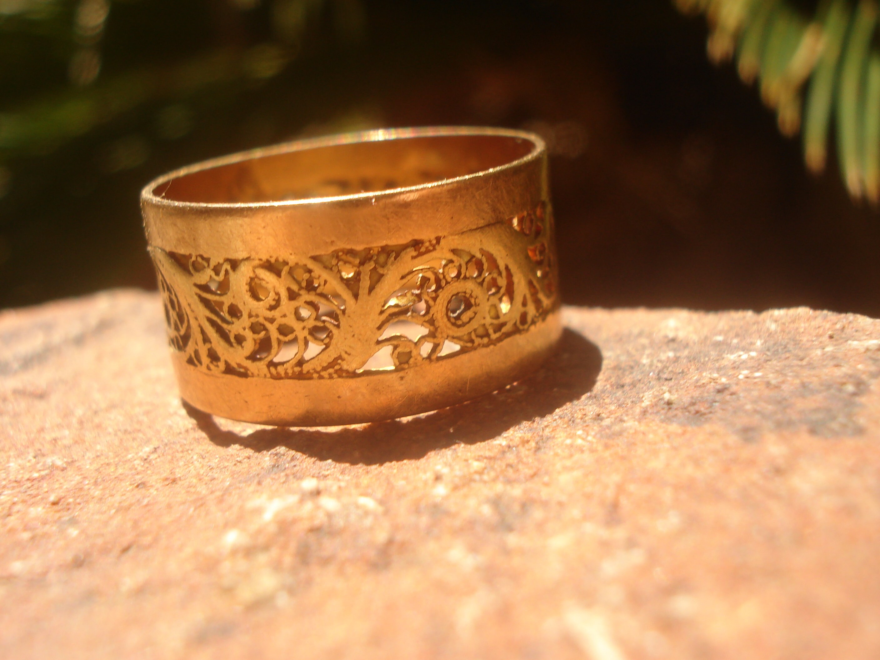 22k Middle Eastern Filigree, 1960's, Fabulous, Granulated Ring Band, Graceful, Expressive ...