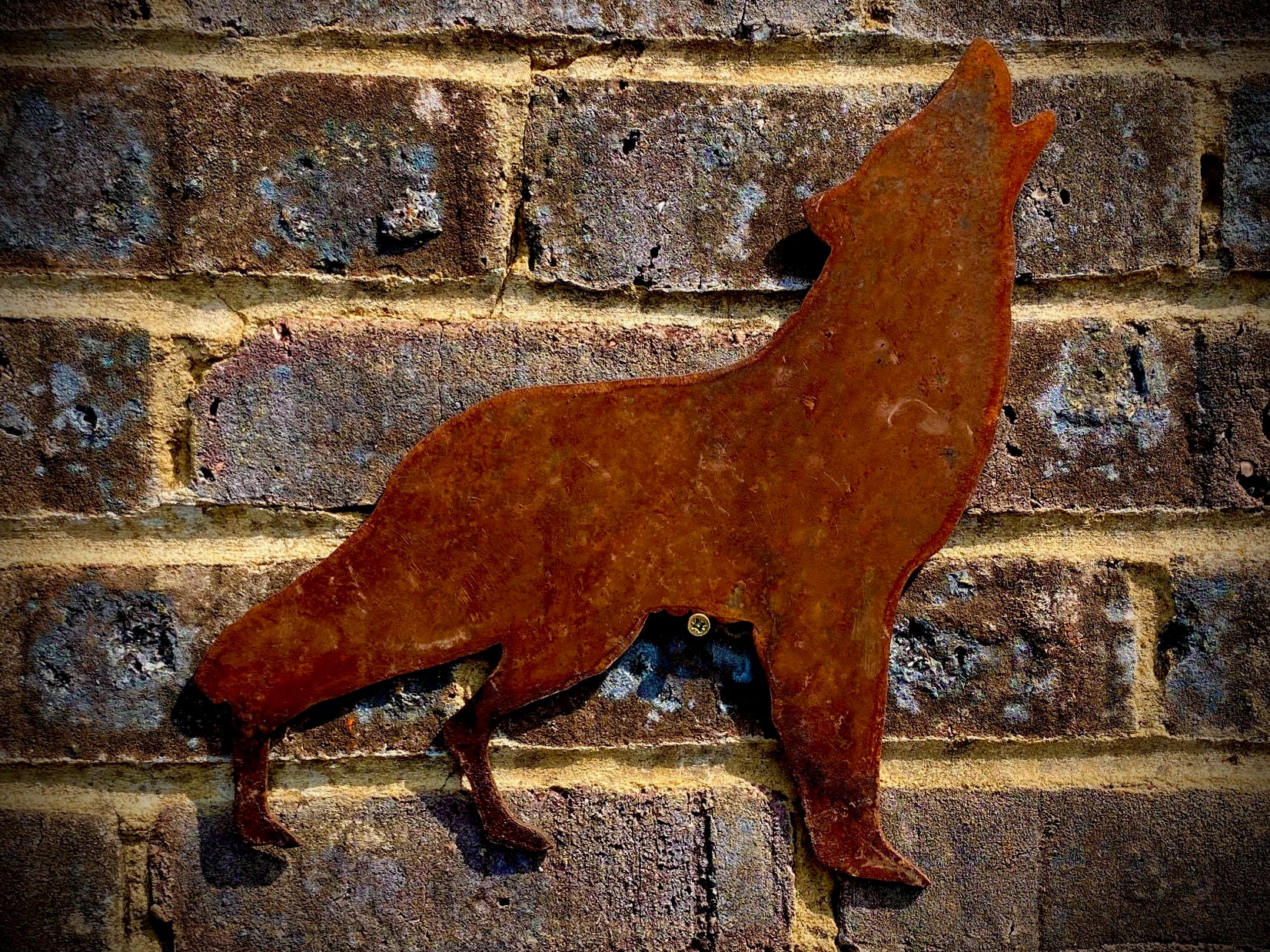 Small Exterior Rustic Rusty Wolf Howling Animal Garden Wall | Etsy