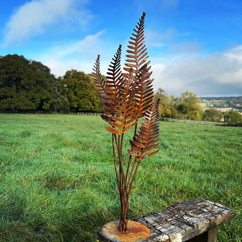 Rustic Rusty Metal Fern Leaf Sculpture Art Flower Garden Landscape ...