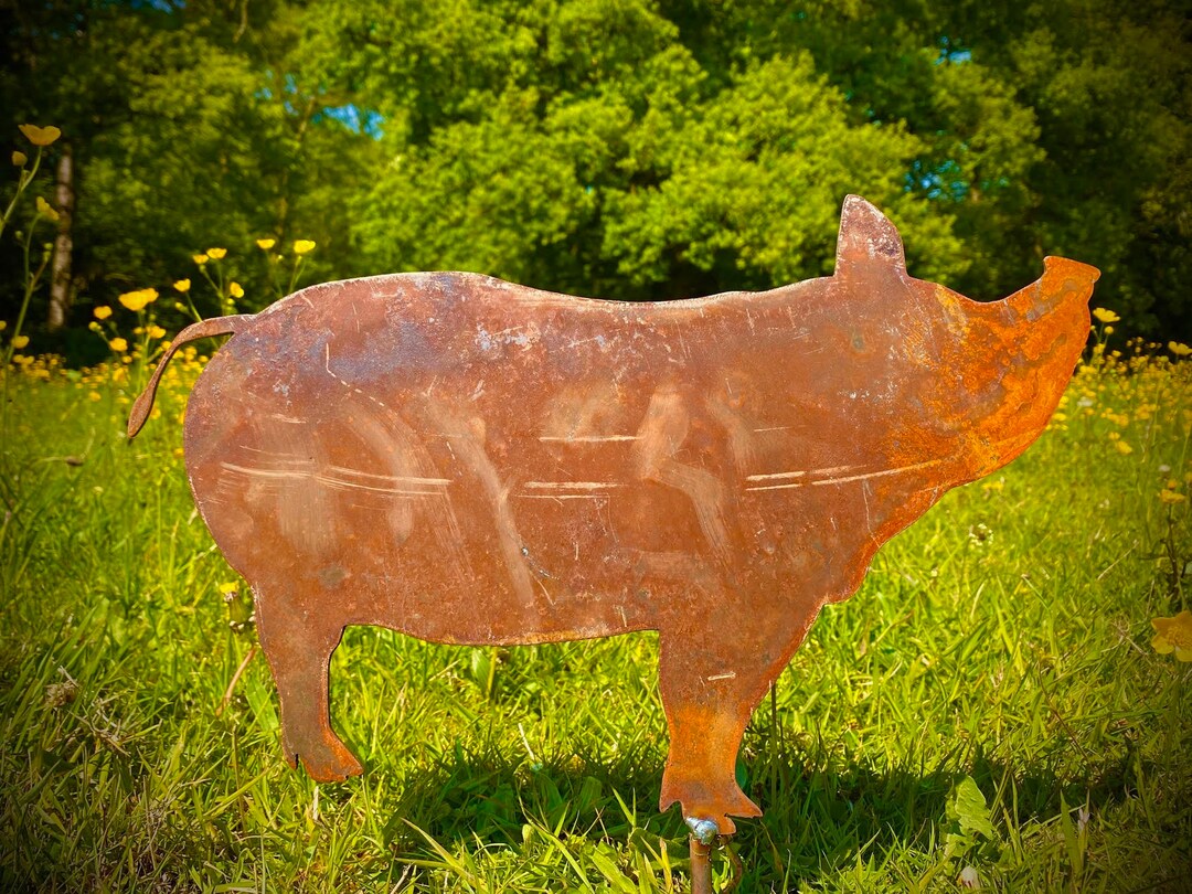 Large Exterior Rustic Rusty Metal Pig Piggie Snout Farm Animal Garden ...
