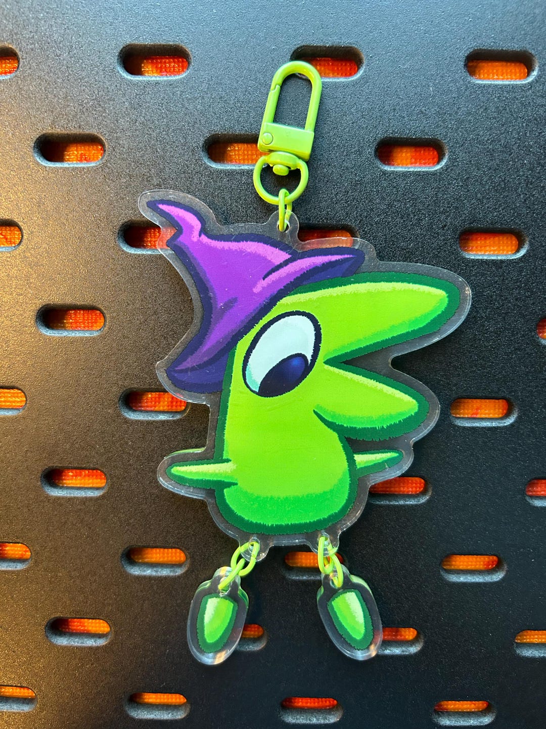 Dancin' Smilin' Gremlin' Keychain - Etsy