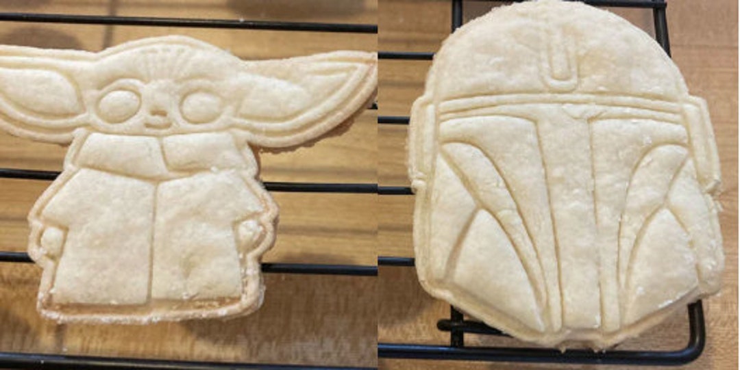 The Mandalorian Cookie Cutter / Baby Yoda / Mando Star Wars - Etsy
