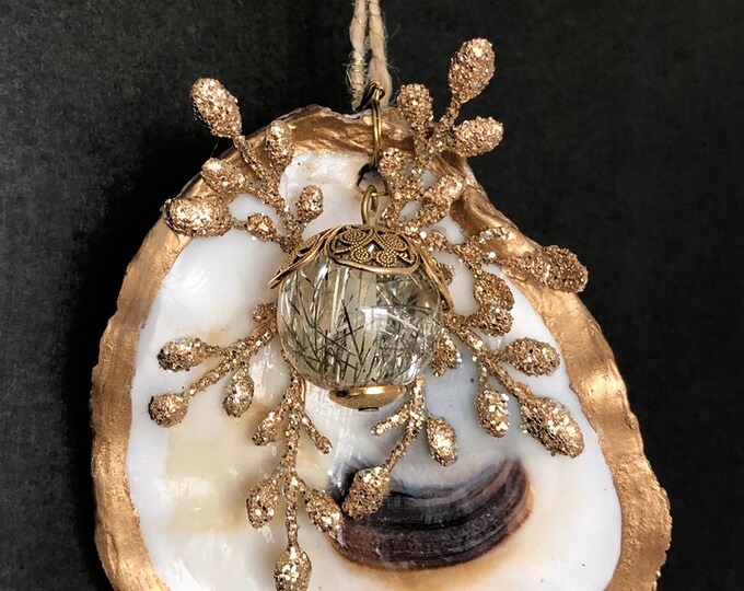 Gold OYSTER SHELL With Fabulous Glass Accent - Etsy