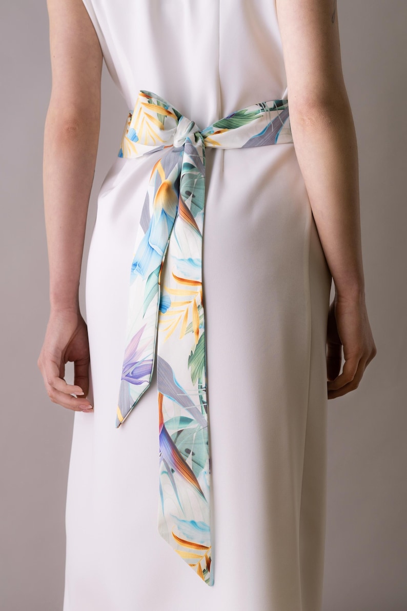 Namaja Ecru Collared Wrap Apron | Elegant Lomi Massage Apparel | Sound ...