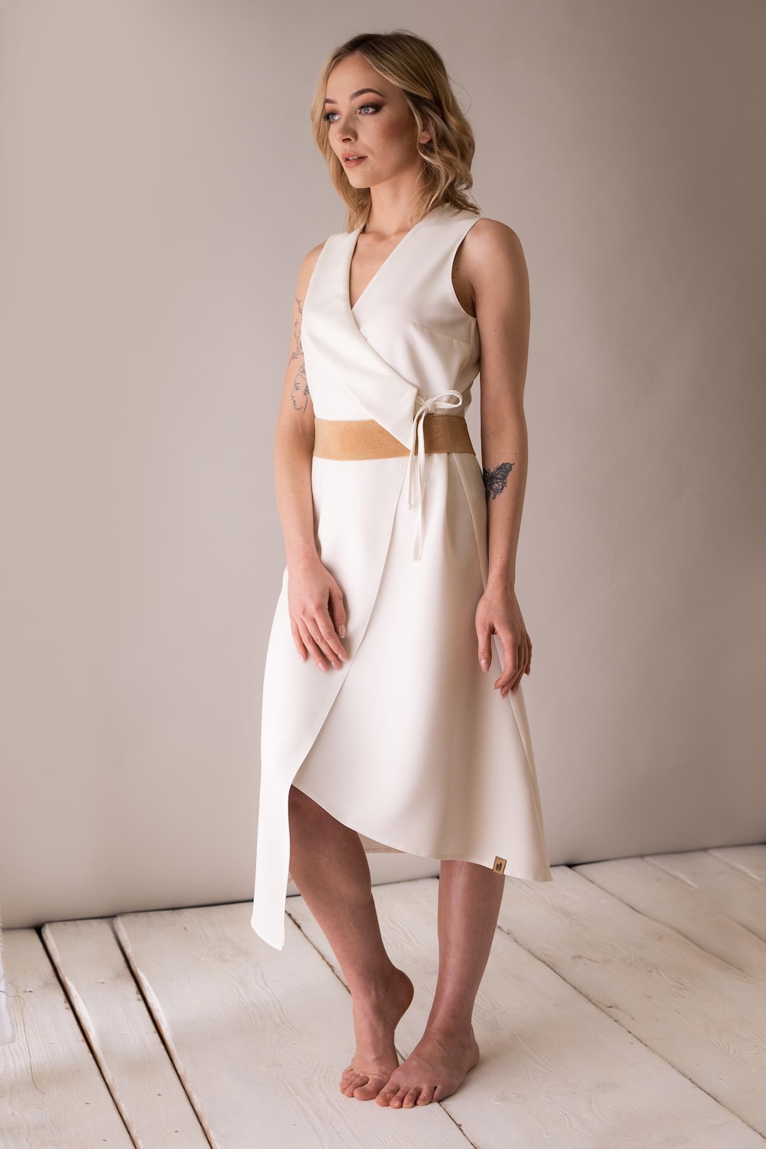 Namaja Ecru Collared Wrap Apron | Elegant Lomi Massage Apparel | Sound ...