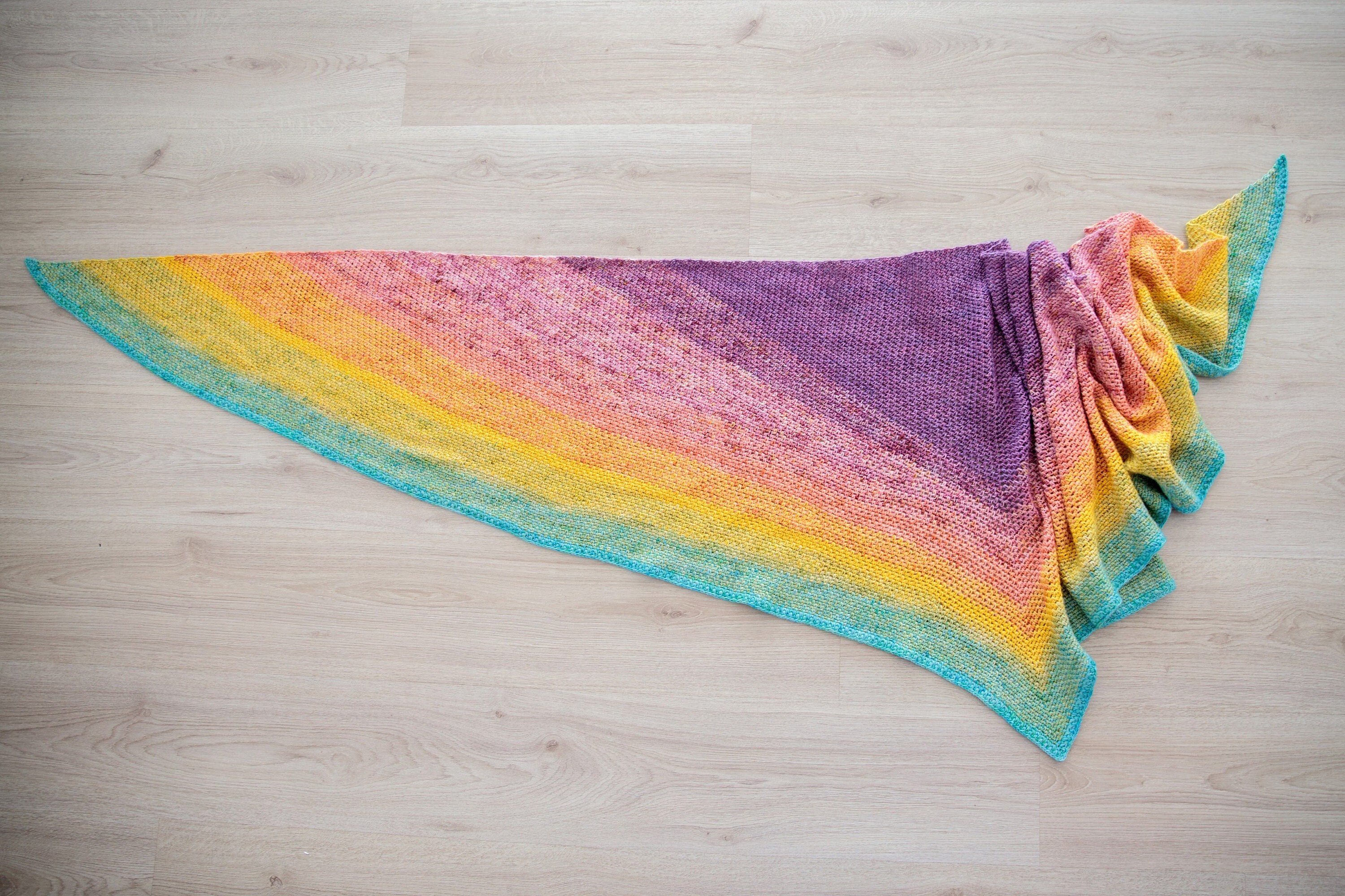 Crochet Pattern // Crochet Wrap/shawl // Tropical Sunset Shawl - Etsy
