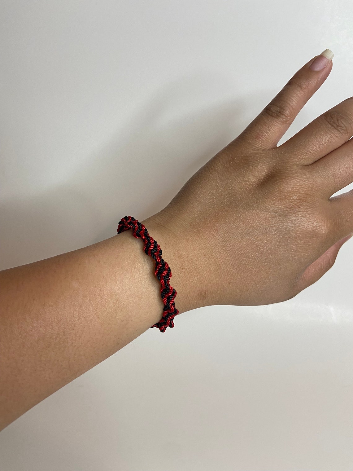 Checkered Black and Red Spiraled Bracelet | Adjustable String Bracelet ...