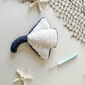 Stanley Stingray CROCHET PATTERN, Amigurumi Crochet Pattern, PDF - Etsy
