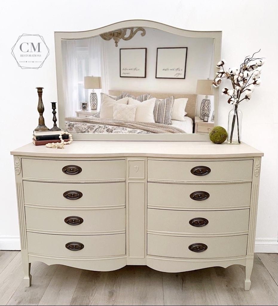 Dixie Hepplewhite Dresser With Mirror, 8 Drawer Antique Dresser, Beige ...