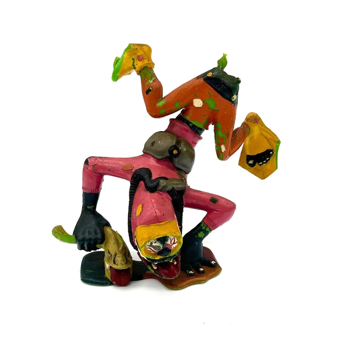 Vintage Louis Marx Nutty Mads Dippy the Deep Diver Painted, 1963 - Etsy