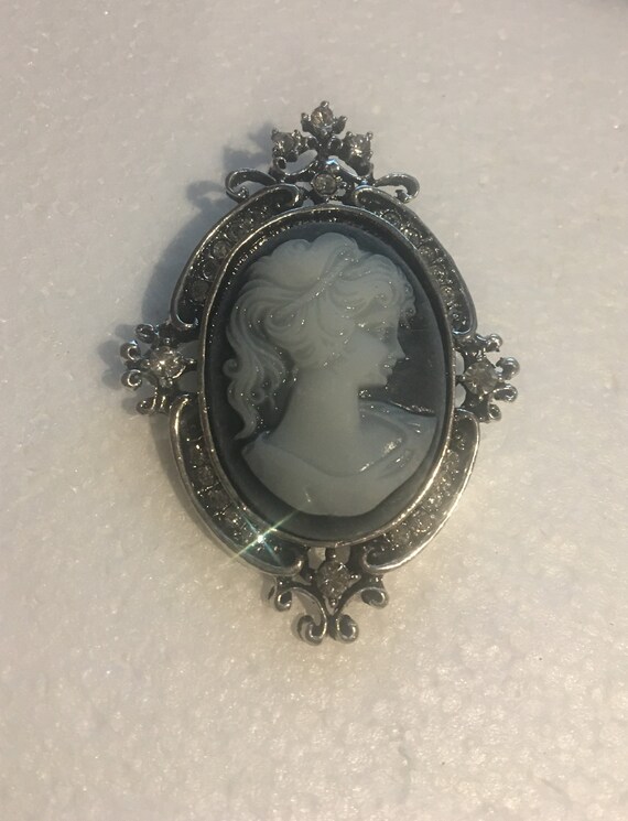 Vintage Style Victorian Brooch Pin Antique Look Silver Lady - Etsy