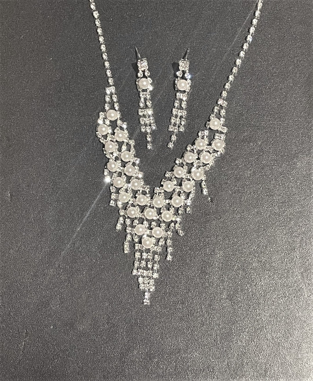 Rhinestone Jewelry Set , Rhinestone and Pearl Necklace & Earrings Set ...