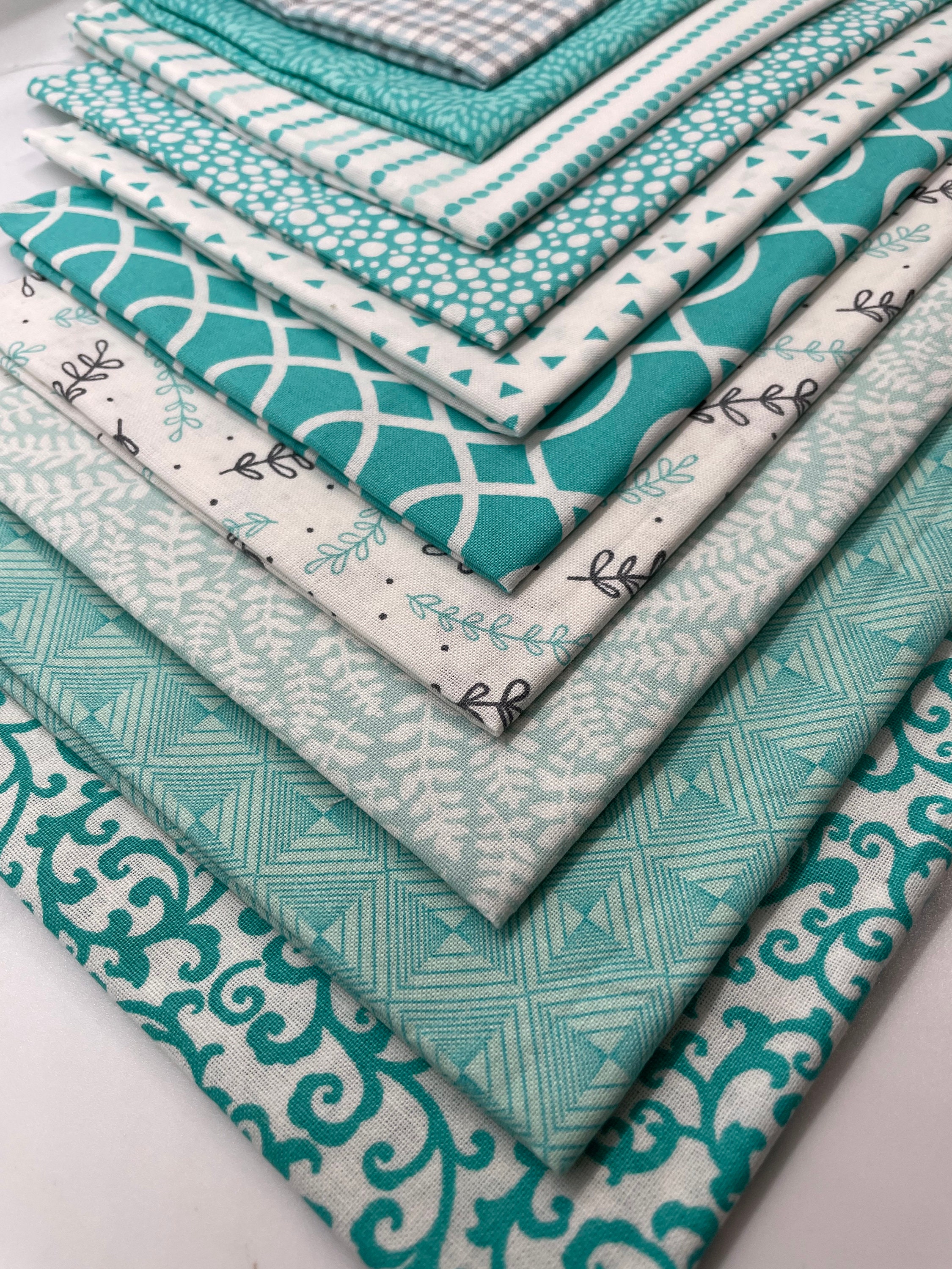 Fat Quarter Bundle of 10 Beautiful Green Turquoise Tone - Etsy