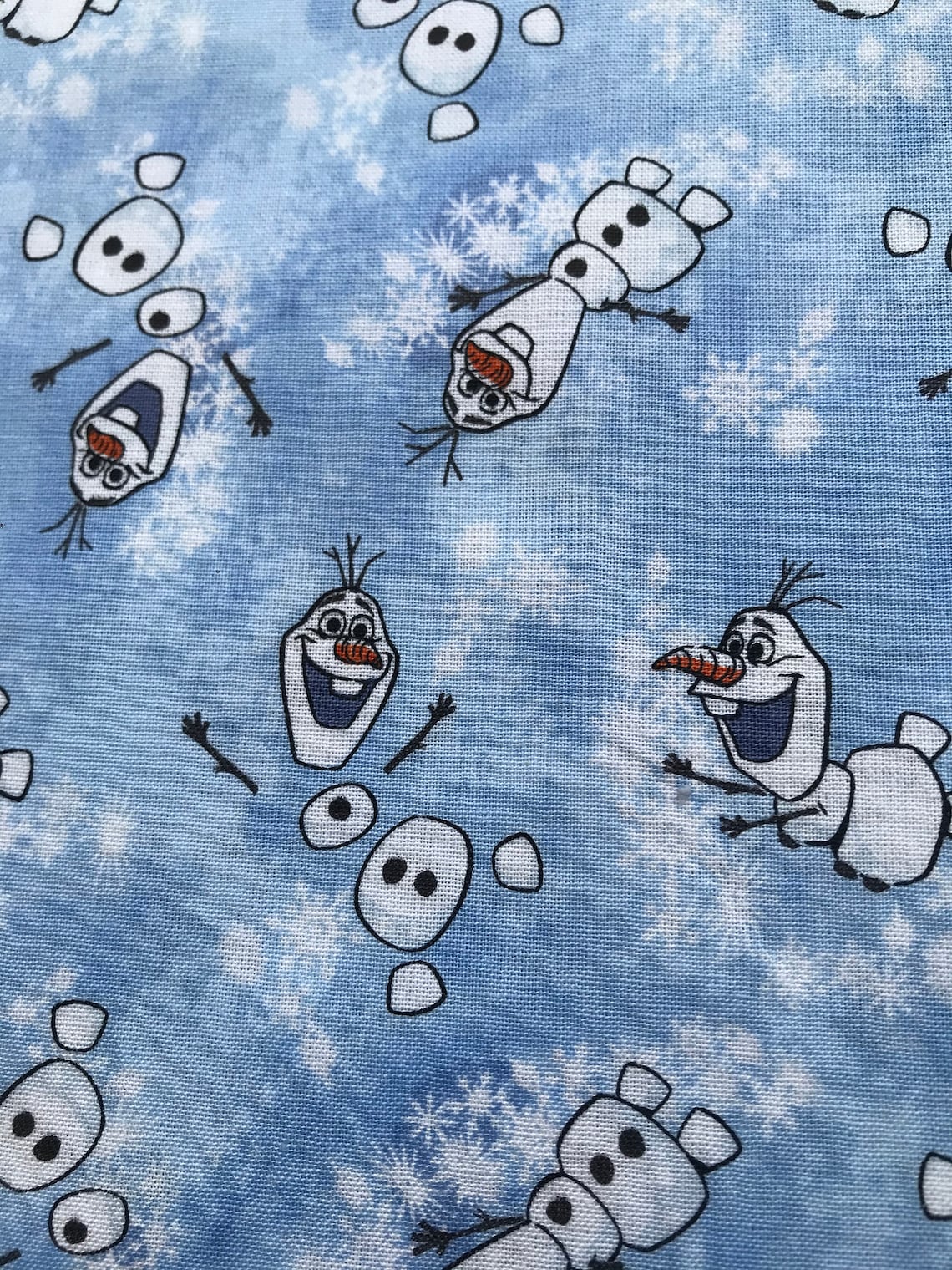 Precut Frozen Olaf Cotton Fabric Fat Quarter 1/2 Yard 1 Yard - Etsy