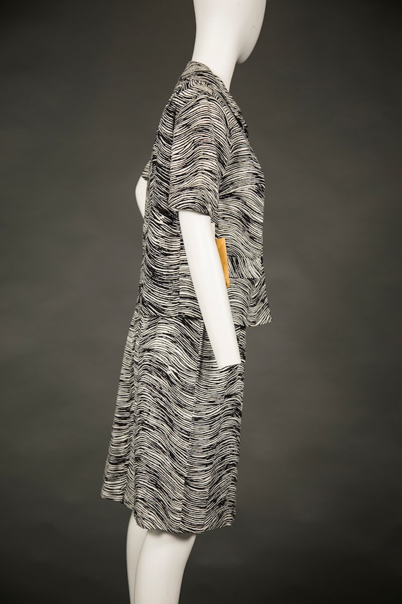 NWT 1960s Black and White Zebra Like Design Two Piece… - Gem