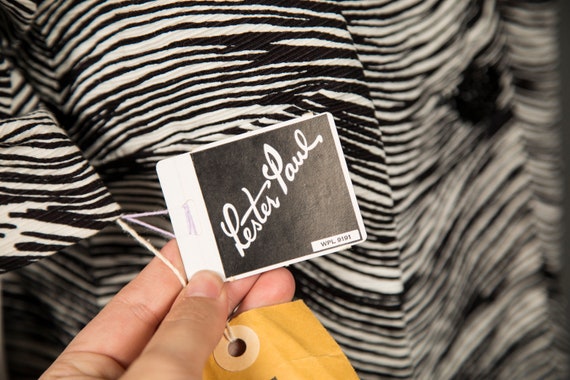 NWT 1960s Black and White Zebra Like Design Two Piece… - Gem