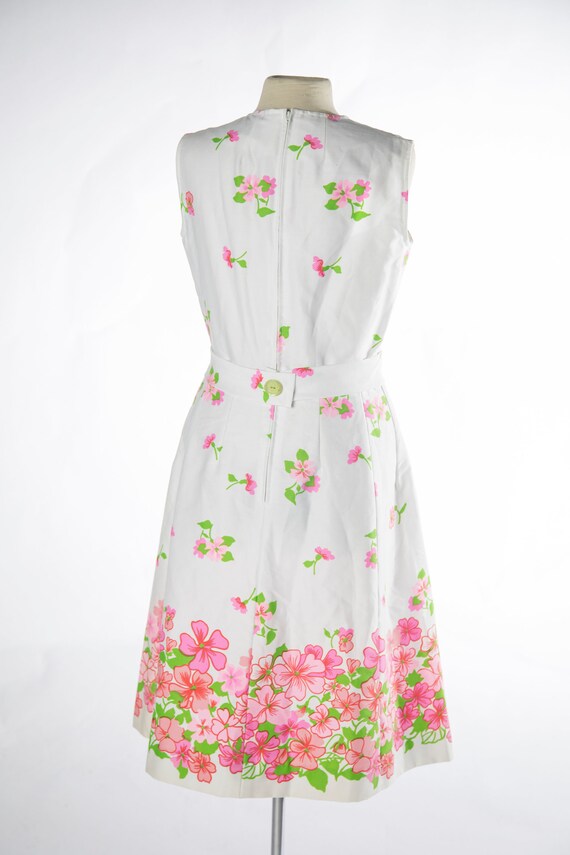 Beautiful 1960s - 1970s White with Pink Flower Print … - Gem