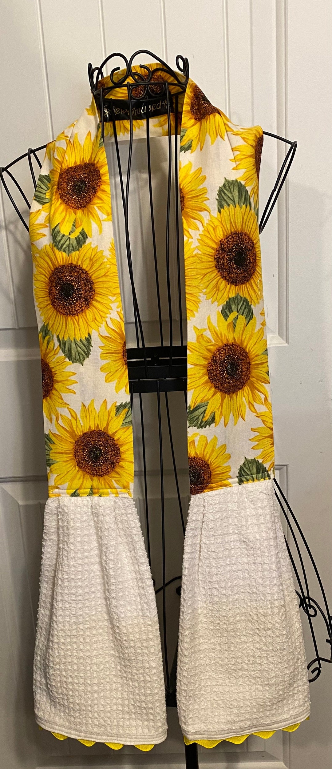Sunny Sunflowers With Yellow Rick-rack Trim Designer Kitchen Boa Towel ...