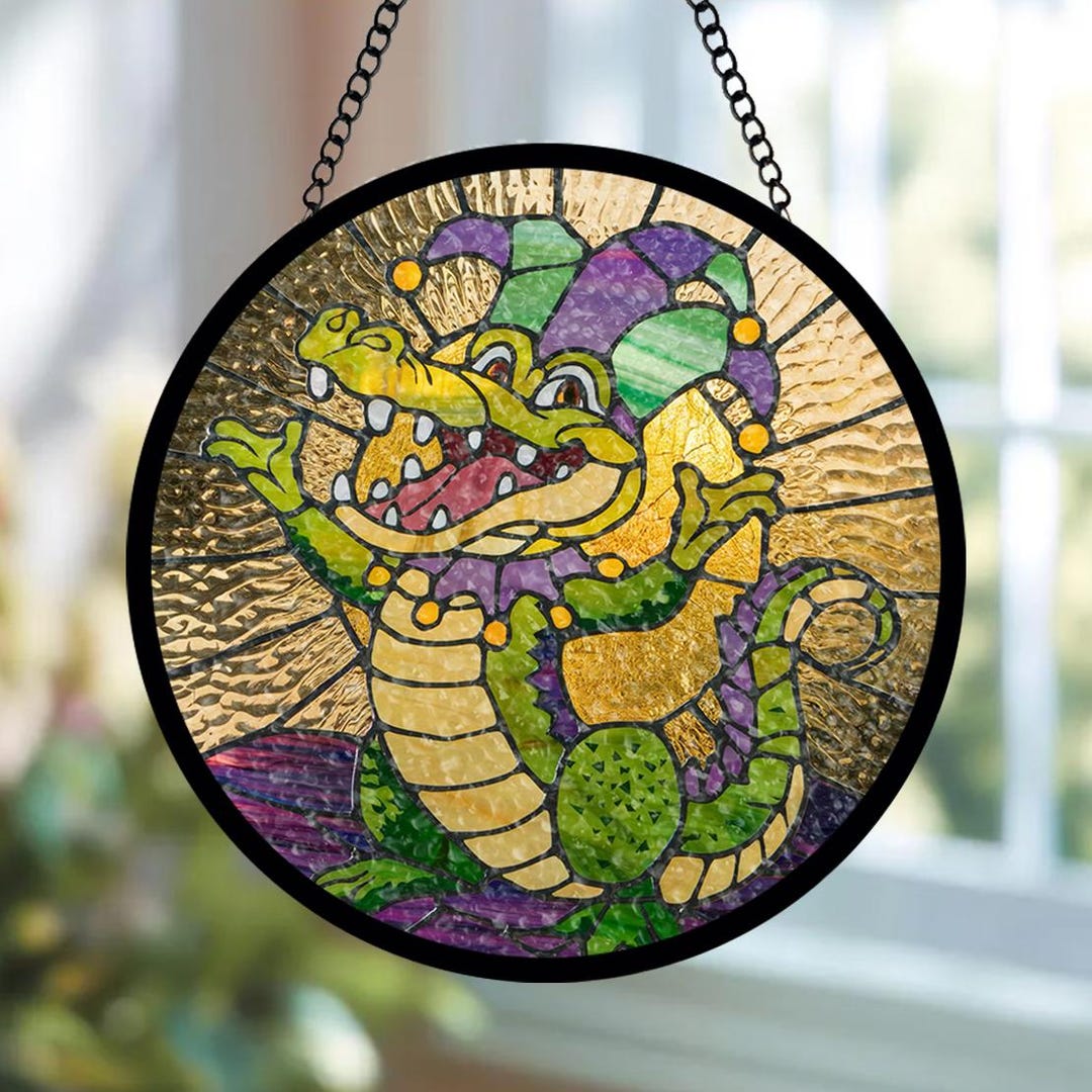 Alligator Round Stained Glass Sun Catcher, Alligator Window Hanging ...