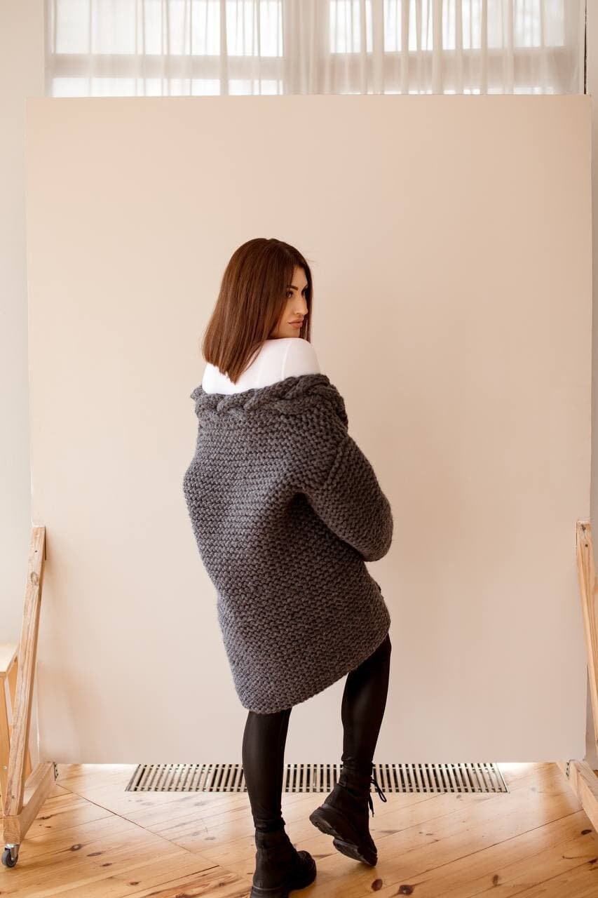 Cabled Knit Cardigan Knitting Pattern, Chunky Cardigan Knitting Pattern ...