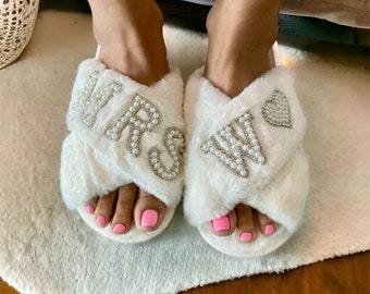 Guest Slippers - Etsy