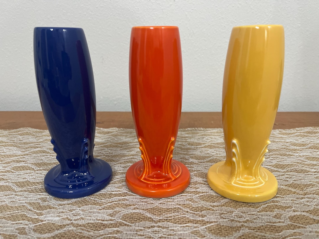 Fiesta VINTAGE BUD VASE in Color Choice Fiestaware Small 6 Bud Vase Art ...