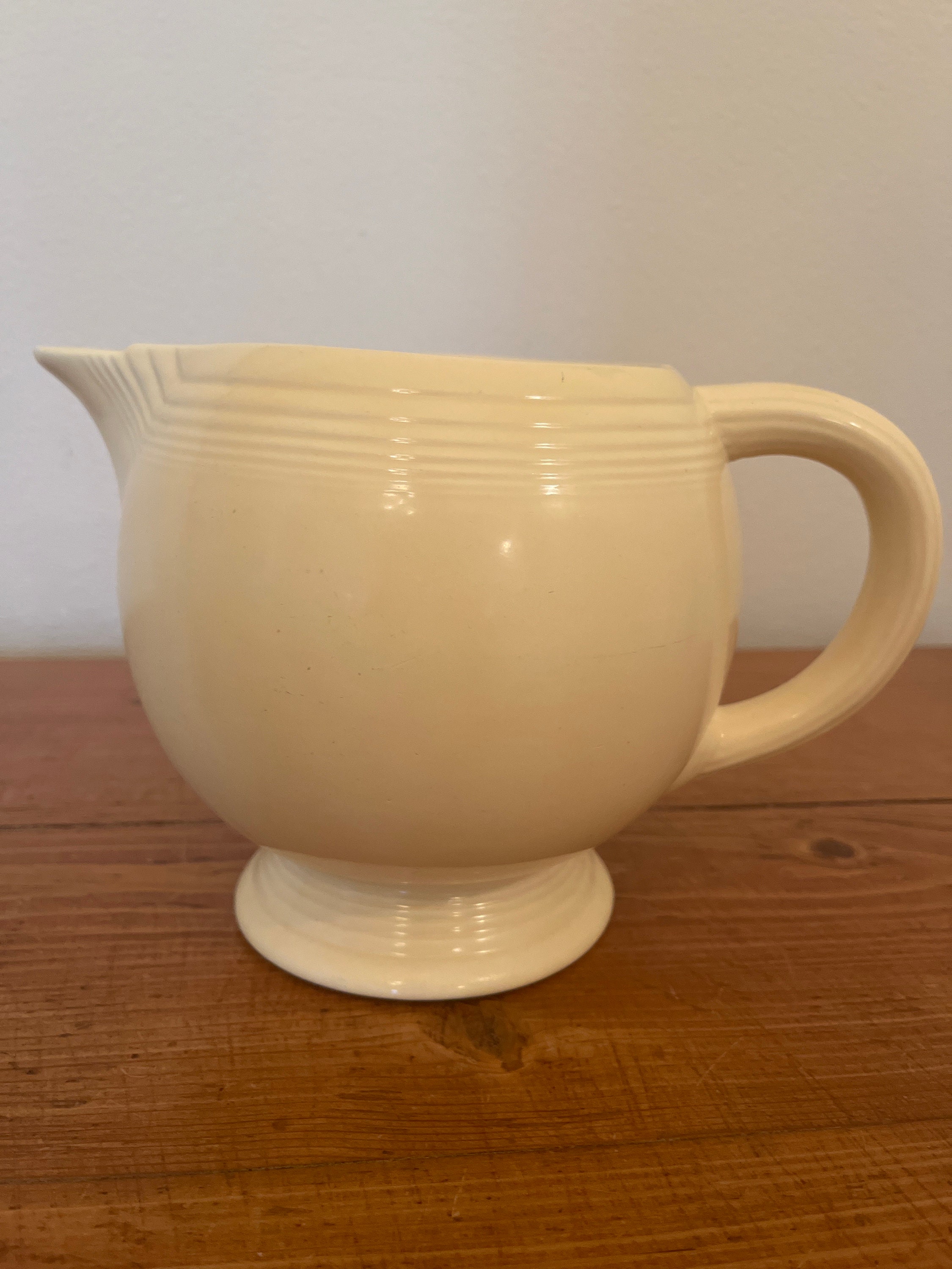 Fiesta Vintage IVORY ICE LIP Pitcher 1936-1944 - Etsy