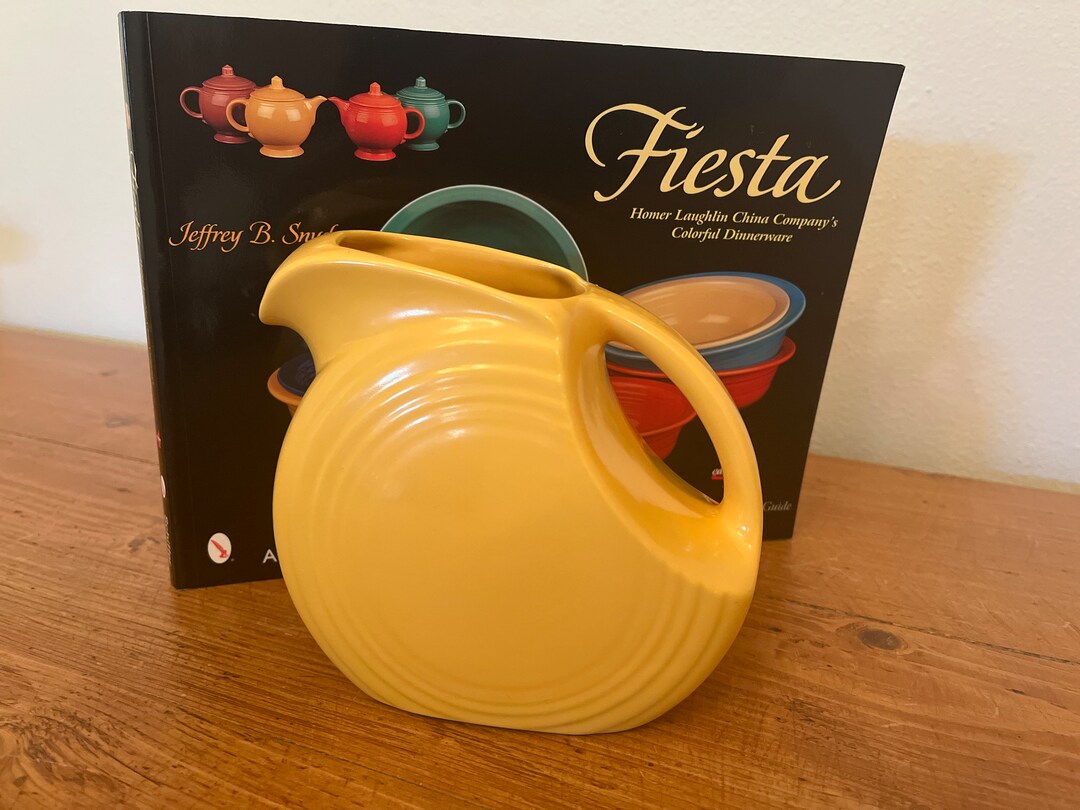 Fiesta Vintage Juice Pitcher -small Disc Pitcher - VINTAGE YELLOW - Etsy