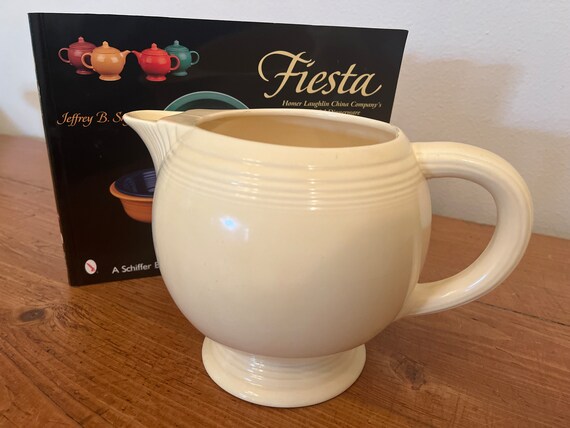 Fiesta Vintage IVORY ICE LIP Pitcher 1936-1944 - Etsy