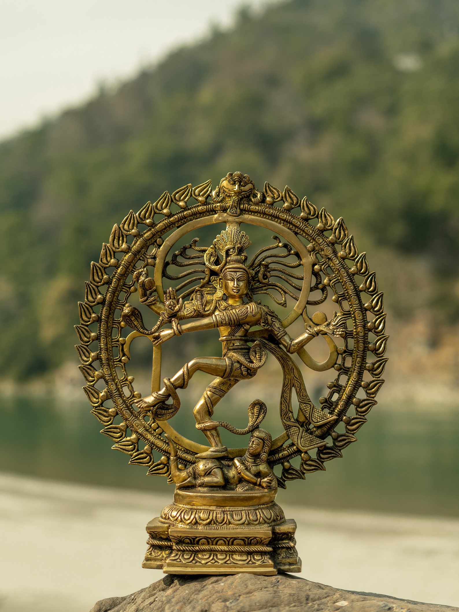 Nataraj Statue: Dancing Shiva Brass Sculpture, Home Decor (20 Inches ...