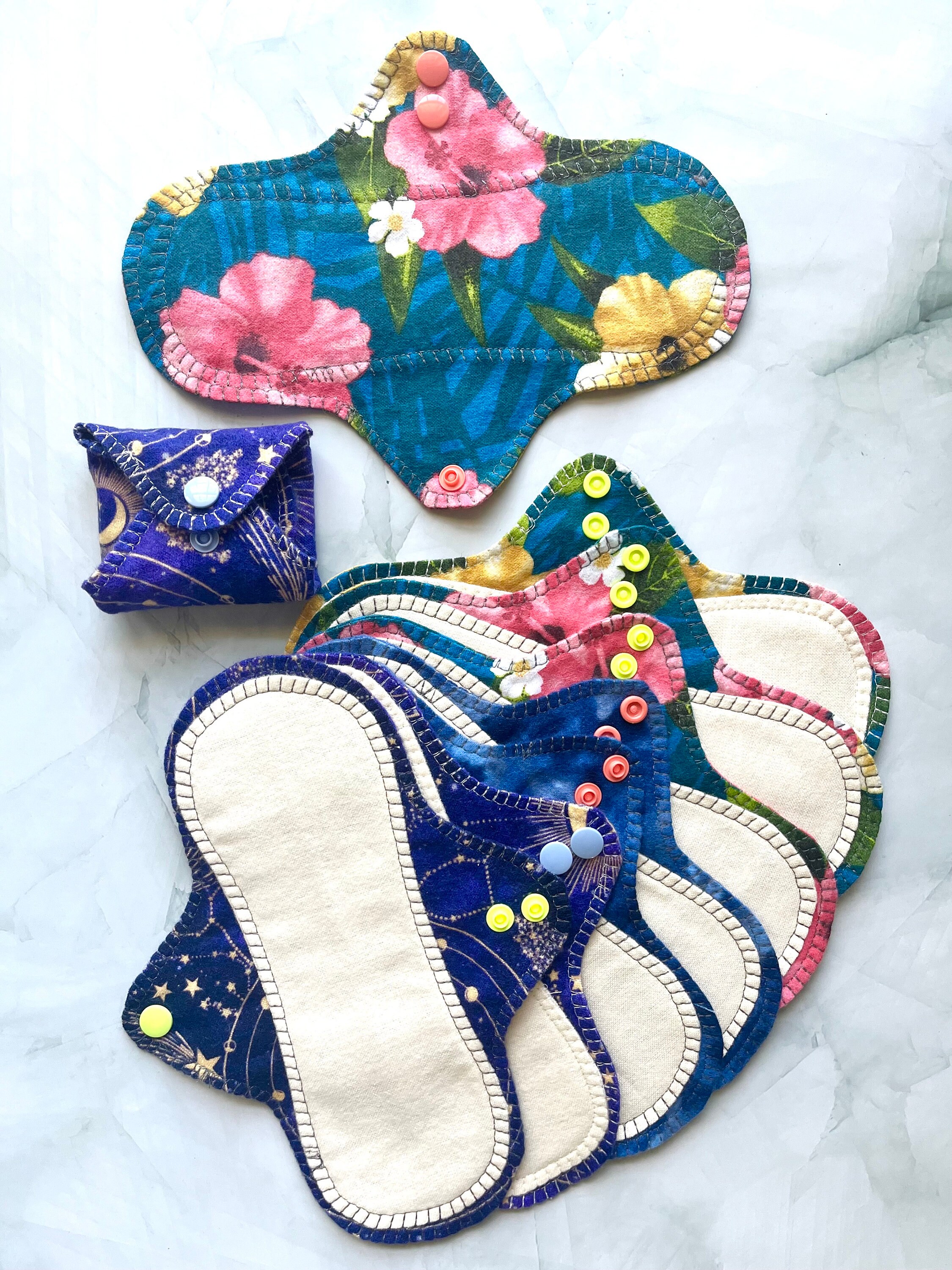 Light Day Reusable Panty Liner Cloth Pads 4 Layers Brushed Flannel, 9.5 ...
