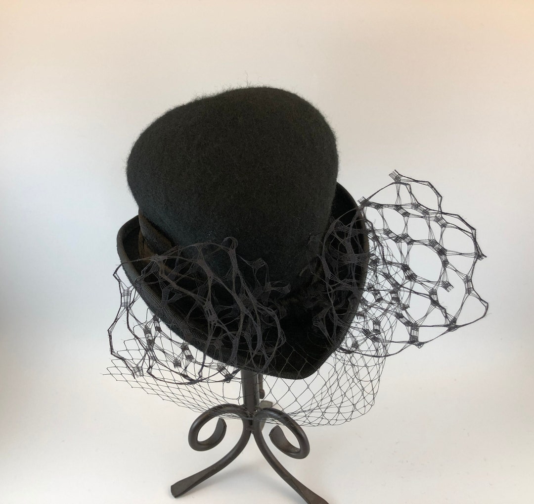 Heart Shape Cocktail Hat - Handmade Eye-catching Fascinator With Veil ...