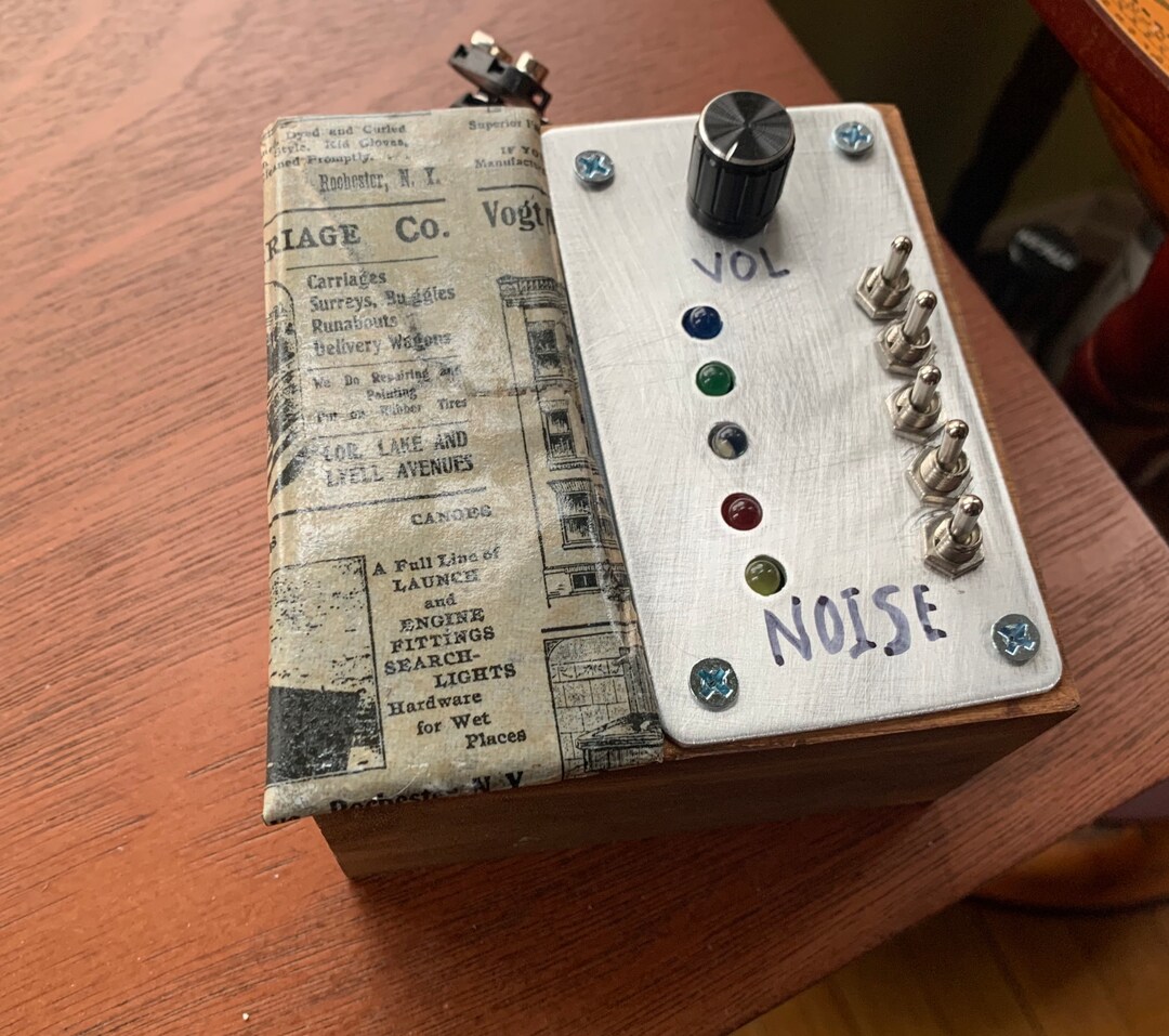Switchy Oscillator Box - Etsy