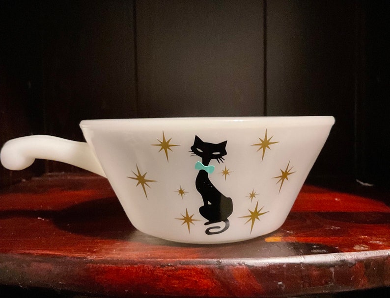 MCM Cat Inspired Decal - Etsy