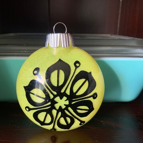 Pyrex Atomic Eyes Inspired Christmas Ornament - Etsy