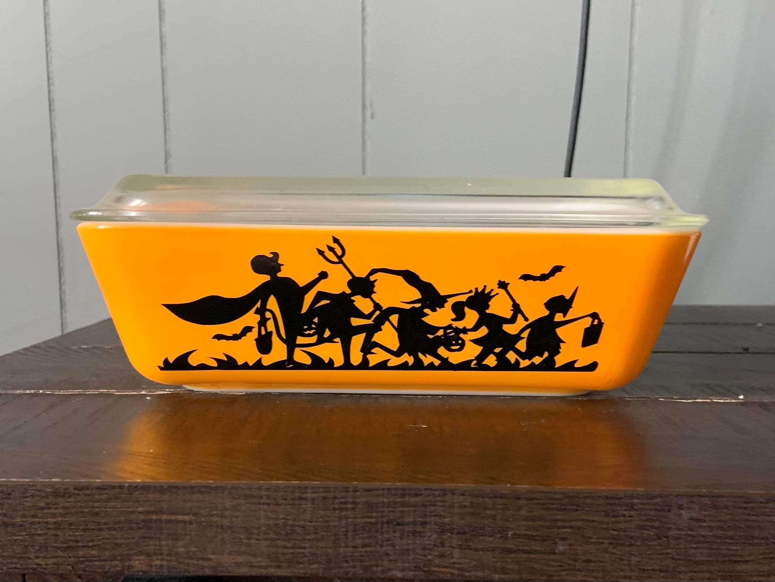 Halloween Trick or Treaters Pyrex Decal - Etsy