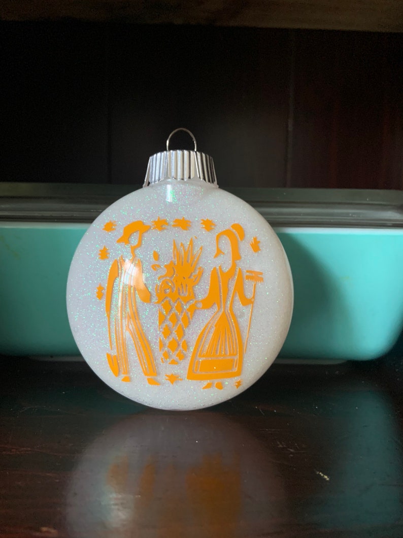 Pyrex Butterprint Inspired Christmas Ornament - Etsy