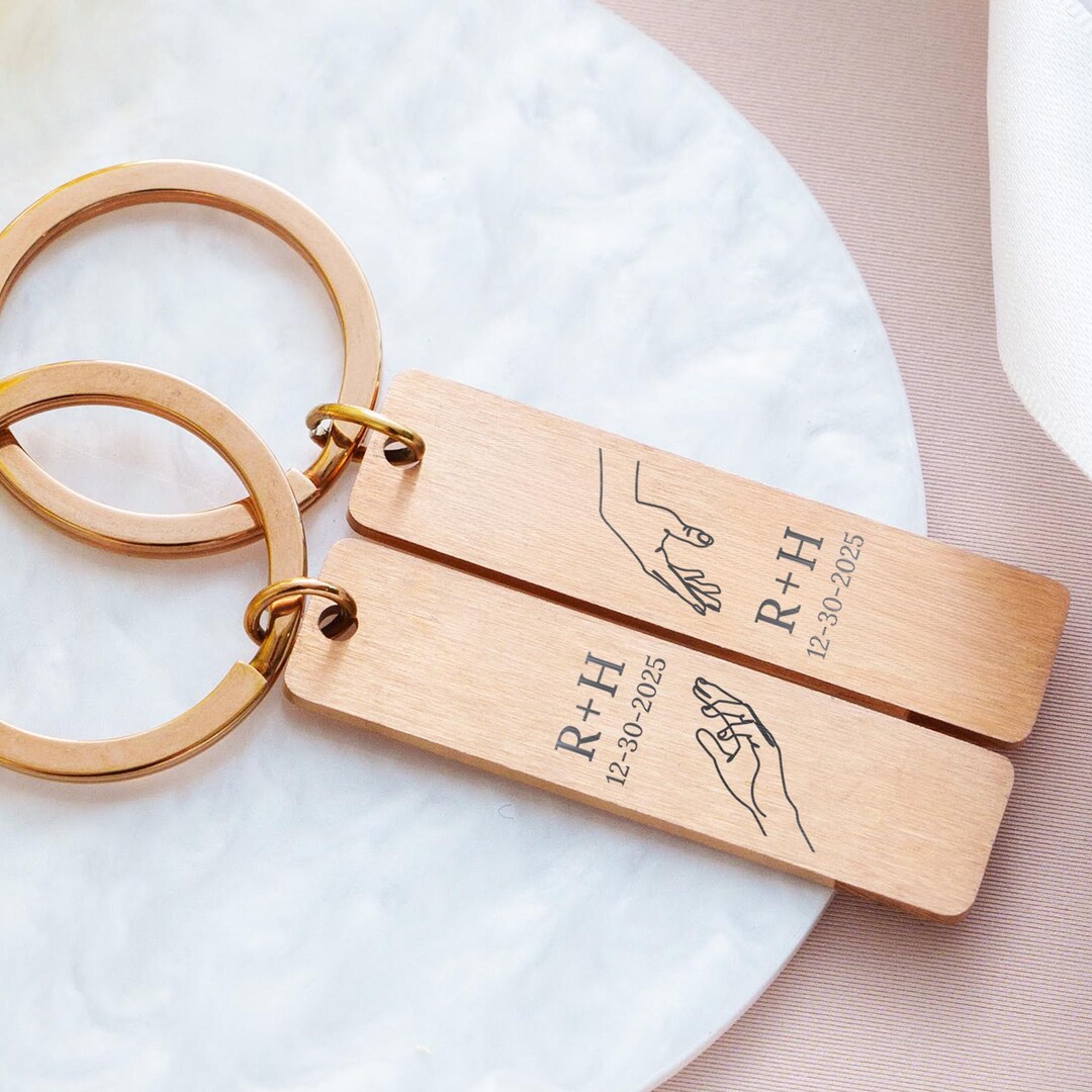 Custom Couple Keychain for Men Women, Personalized Gifts Matching ...