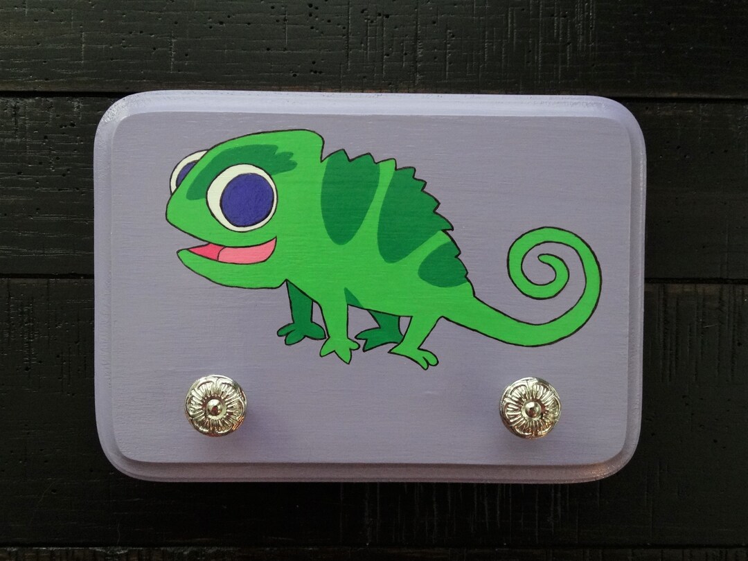 Pascal - Tangled Key Holder - Etsy