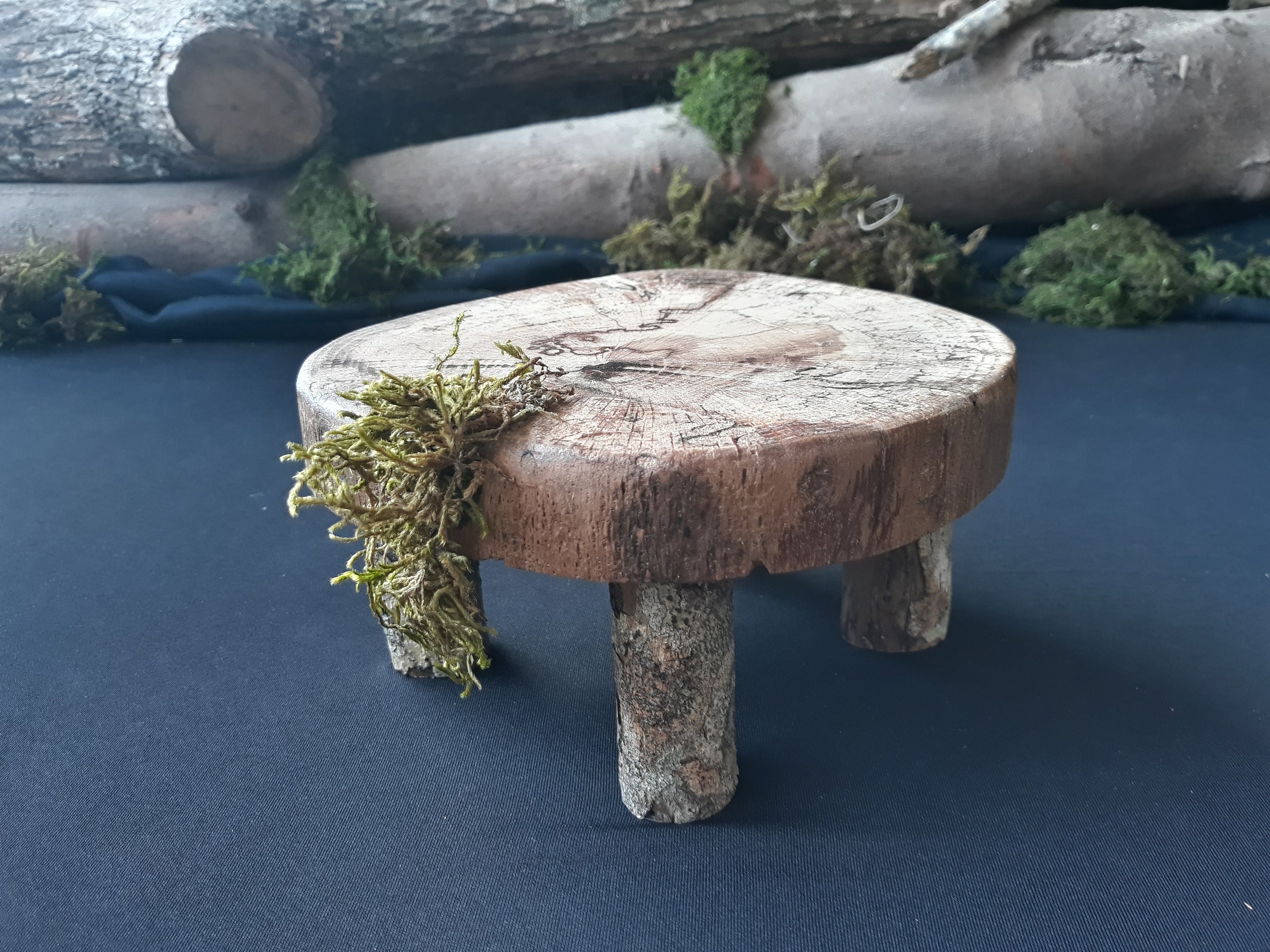 Natural Log Pedestal With Moss Accent - Etsy