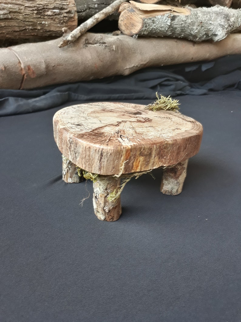 Natural Log Pedestal With Moss Accent - Etsy