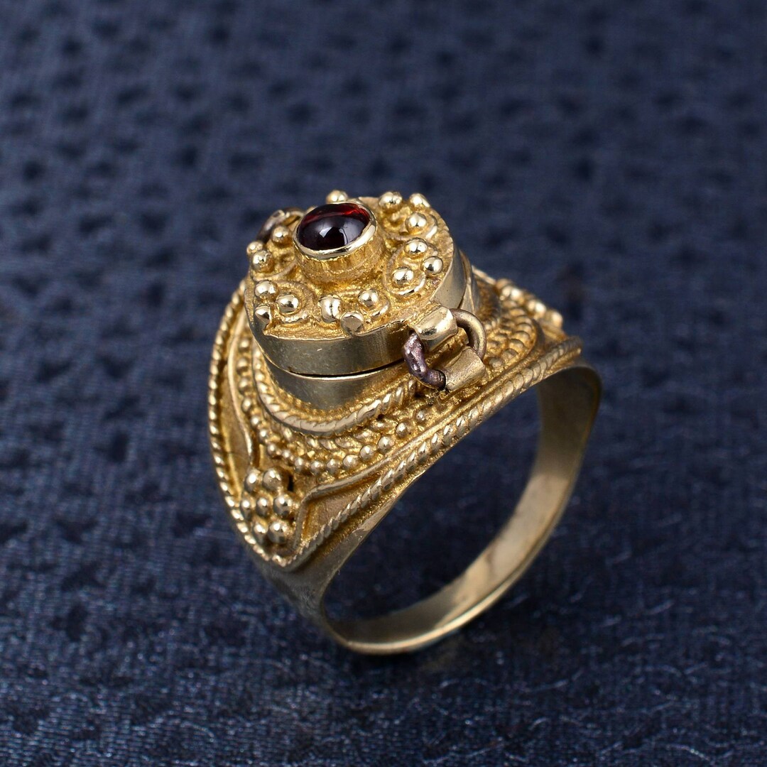 Brass Poison Ring, Secret Compartment, Boho Statement Jewelry - Etsy