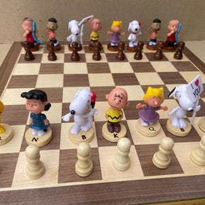 Charlie Brown Sally and Snoop Chess Set - Etsy
