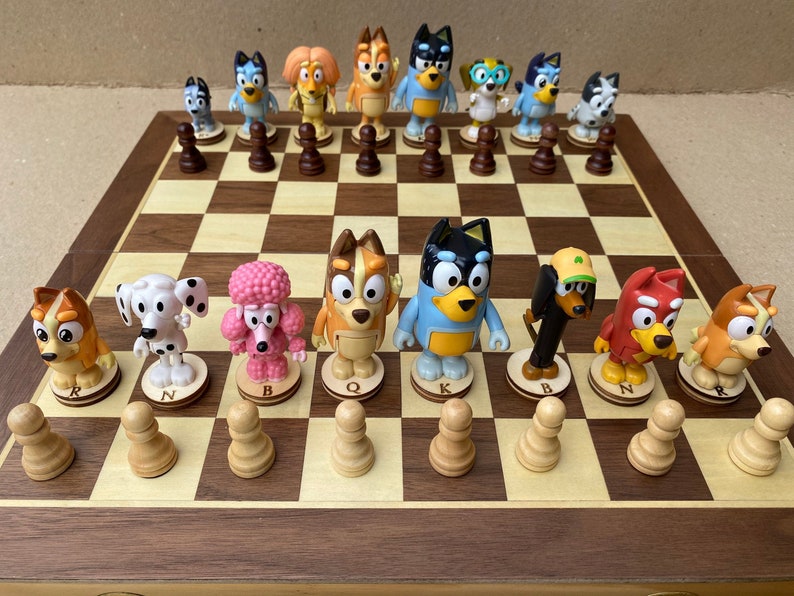 4 Bluey Chess Set NEW - Etsy