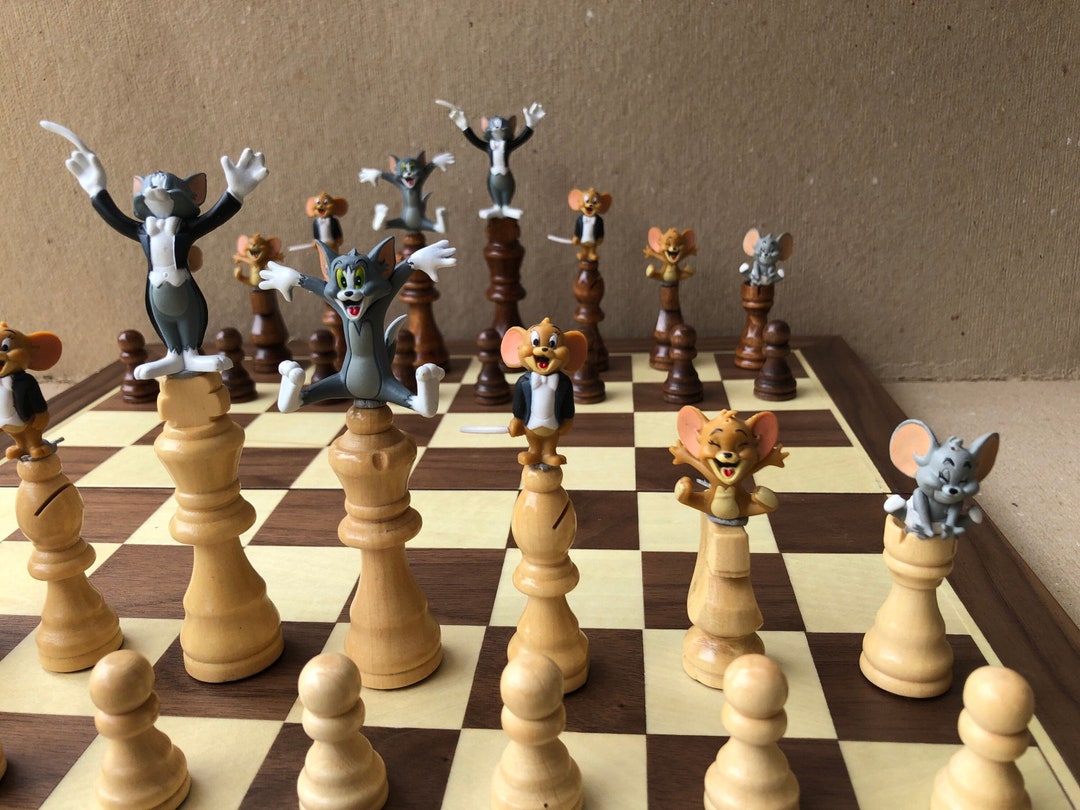 Tom and Jerry Chess Set - Etsy