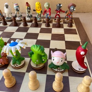 6 Plants Vs Zombies Small Chess Set - Etsy